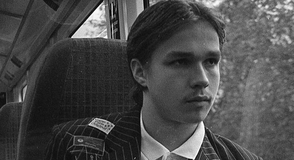 Oliver Malcolm Drops Soulful “Nevada 2003” Demo