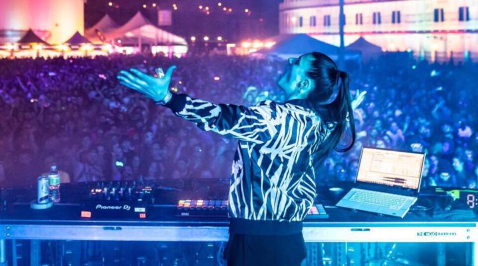 CloZee Set for 3 Days & Nights at The Caverns with Eclectic, Diverse ...