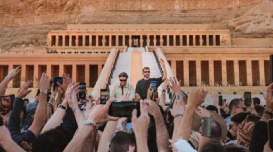 Watch Adriatique Perform Cercle Set at Ancient Egyptian Temple