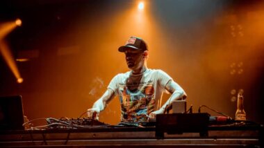 Watch deadmau5 Perform a 2-Hour Drum & Bass Set In His Home Studio