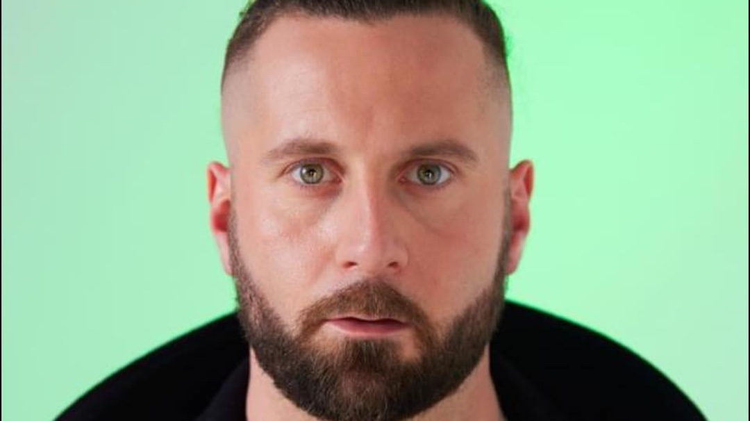 Elderbrook Drops Captivating Melodic Anthem "Shallow Water"